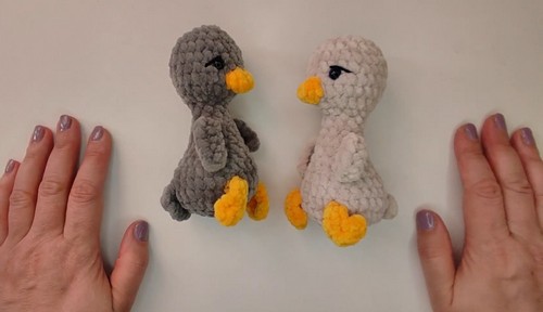 Snuggly Charming Crochet Gosling Toy Amigurumi Free Pattern - Amigurumiy