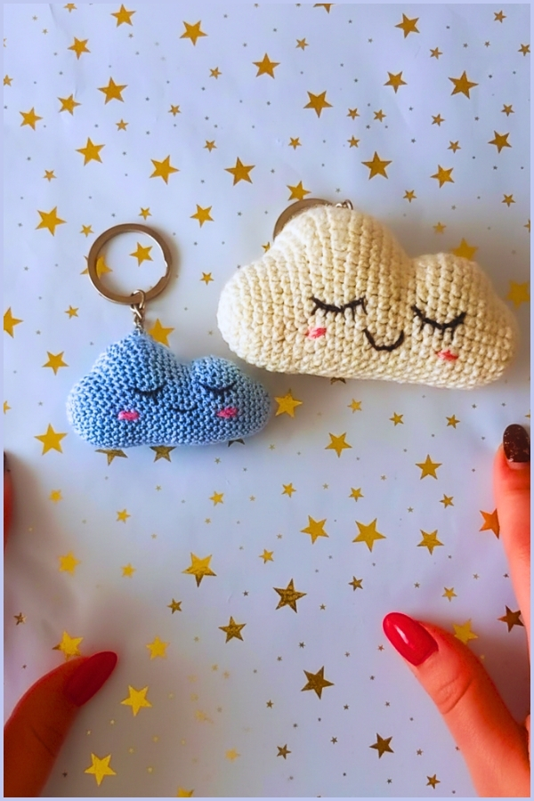 Mini Crochet Cloud Keychain Pattern That Everyone Loves - Amigurumiy