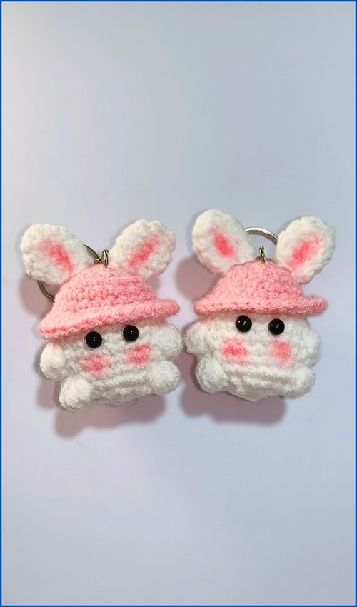 Adorable Bunny Mushroom Crochet Keychain Free Pattern - Amigurumiy